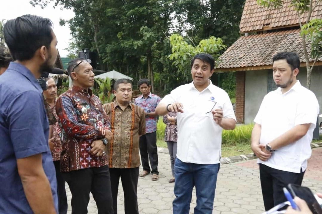Djoko Hartoyo Alumni UNDIP yang Dipercaya Jadi Asdep Menko Maritim dan ...
