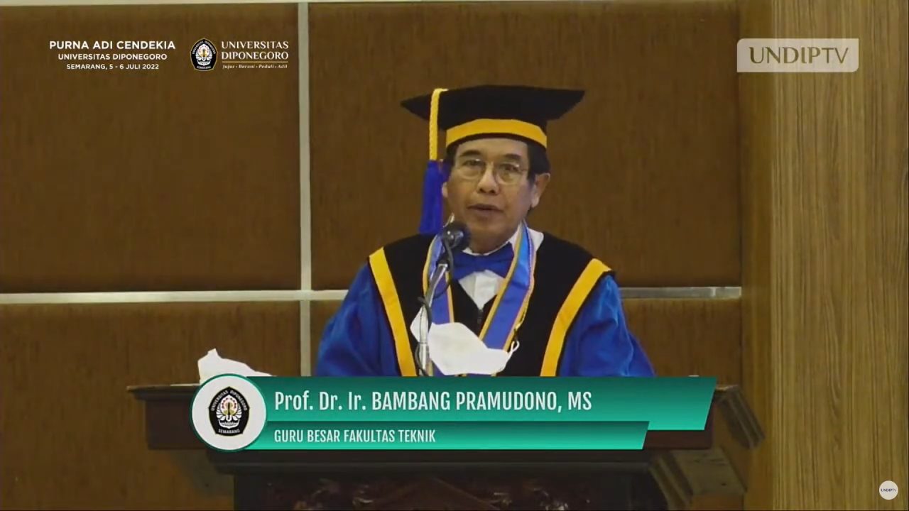 Entering the Retirement Period, FT UNDIP Professor Conveyed the ...