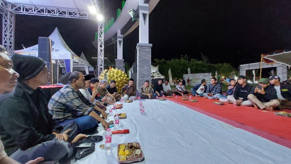 Dosen Undip Ajari Praktik Meningkatkan Produksi Durian Rembang ...