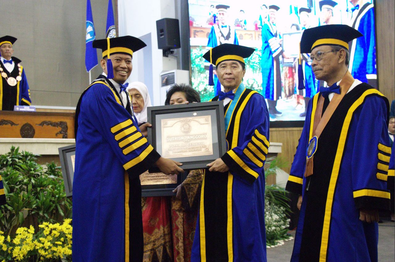 Pakar UNDIP Paparkan Pendekatan Ekofilantropi Hidrobiologi Pada ...